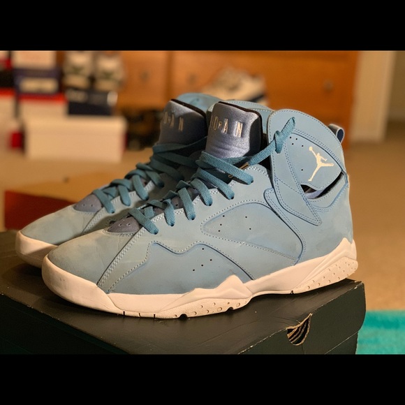 Jordan | Shoes | Pantone 7s | Poshmark